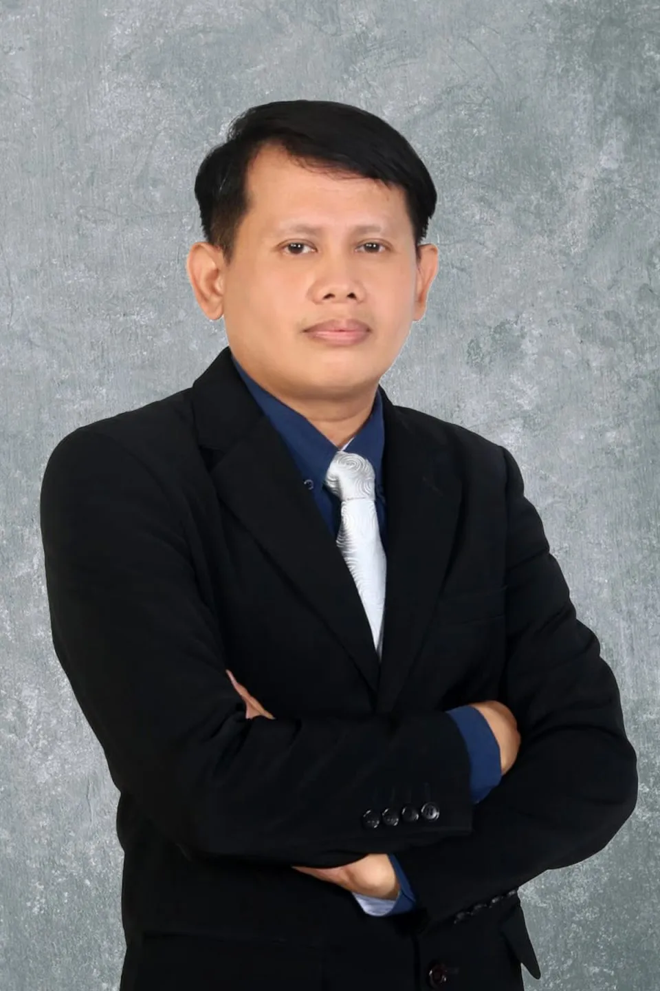 Thio Helny, S.E., A.k., M.Akt., BKP. | Tim Kami | Rey & Co